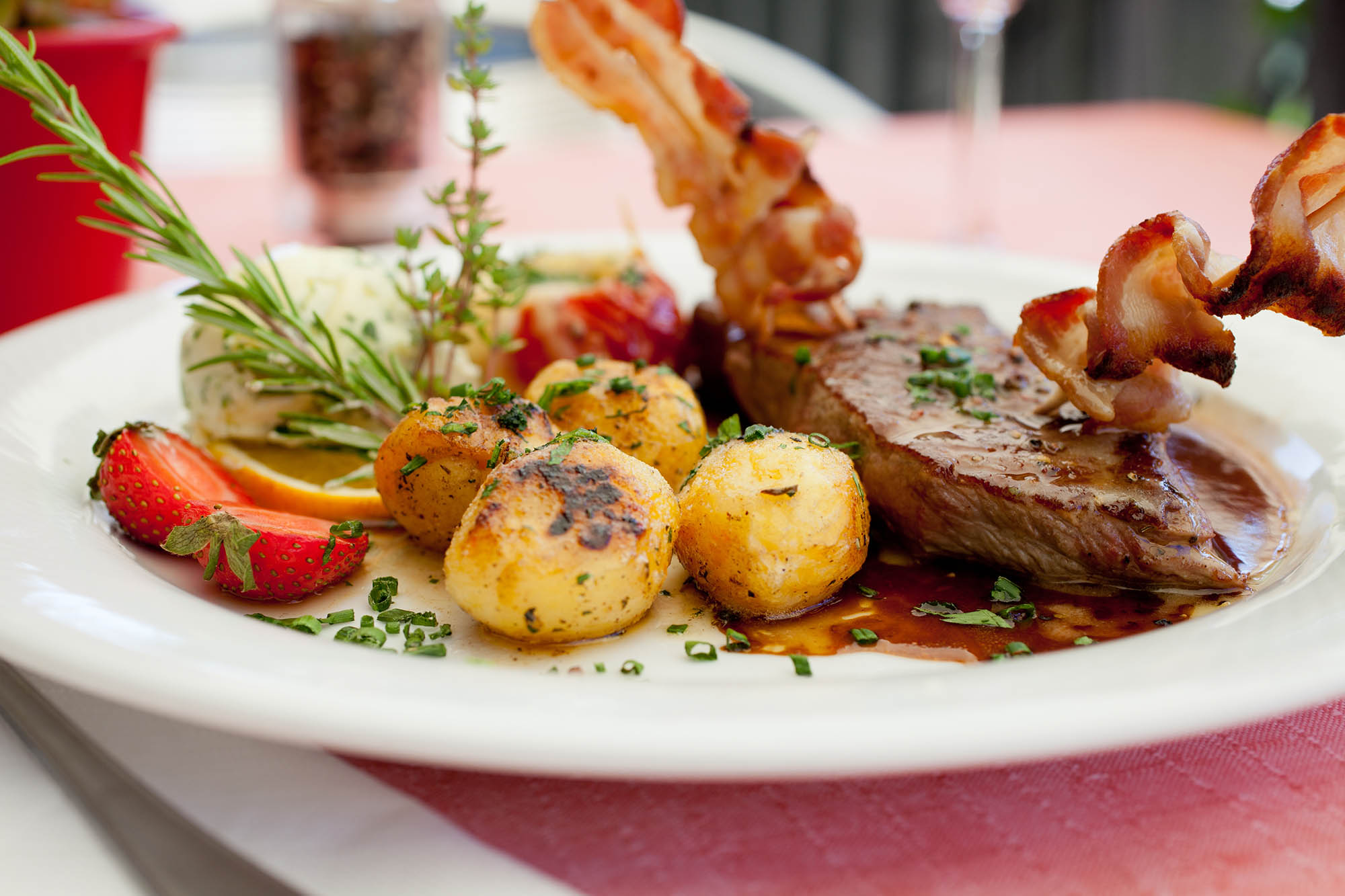 Speisekarte – 12 Apostel Frankfurt | hausgebrautes Bier, rustikalen ...